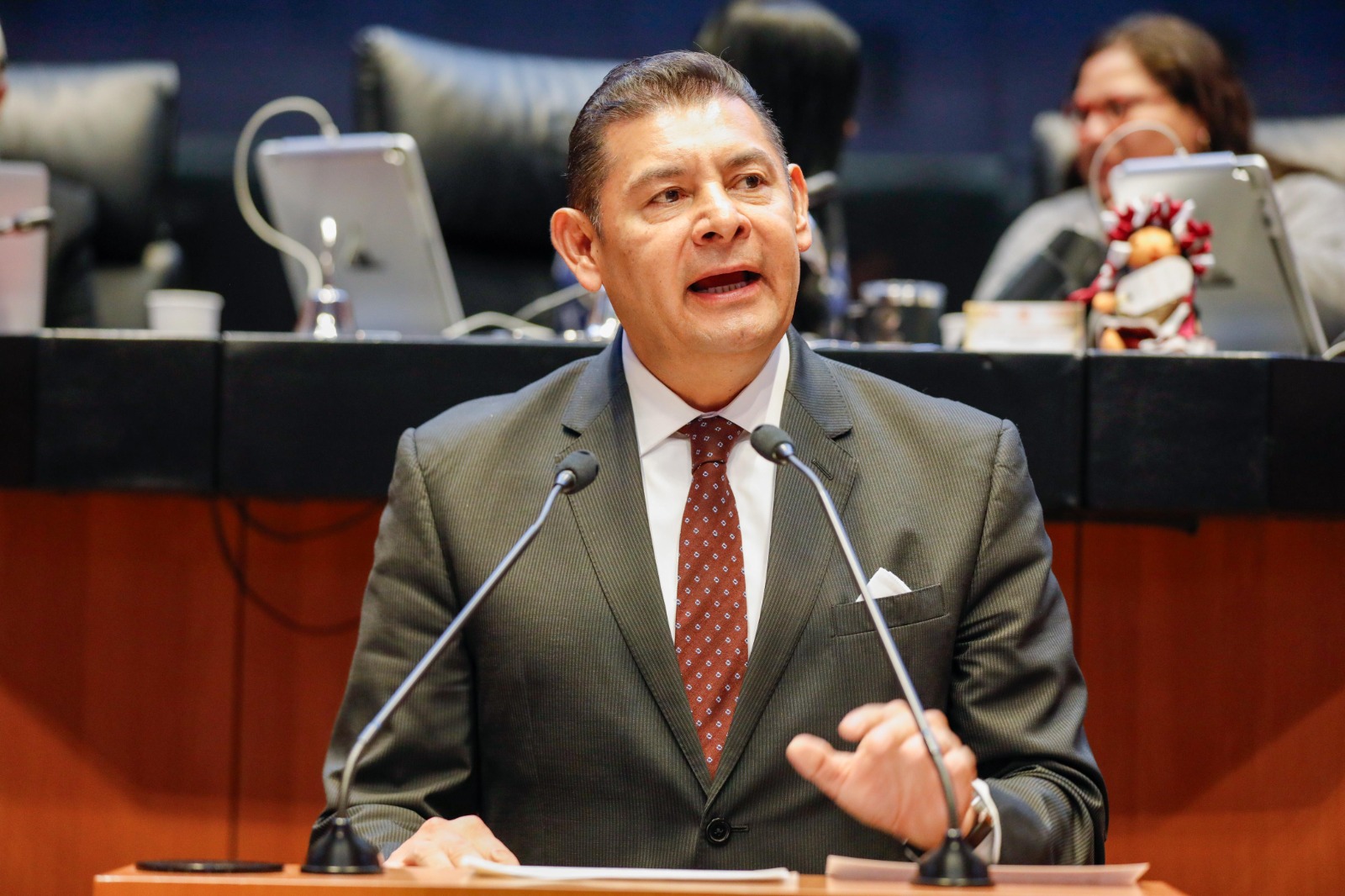 Alejandro Armenta solicita licencia en el Senado para iniciar ...